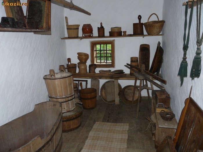 VAND OBIECTE TRADITIONALE TARANESTI VECHI AUTENTICE - Okazii